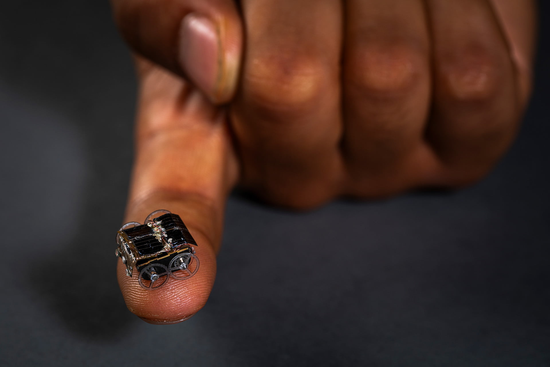 MilliMobile: The Tiny Titan Revolutionizing Microrobotics with Battery ...