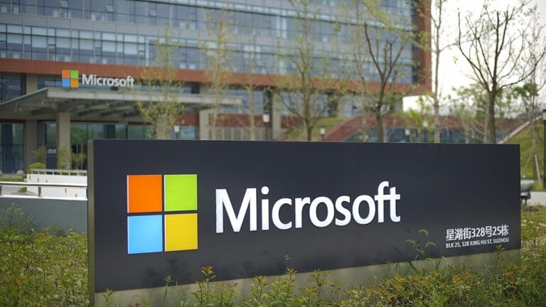Microsoft 365 Global Outage Disrupts Outlook, Teams, and Exchange ...